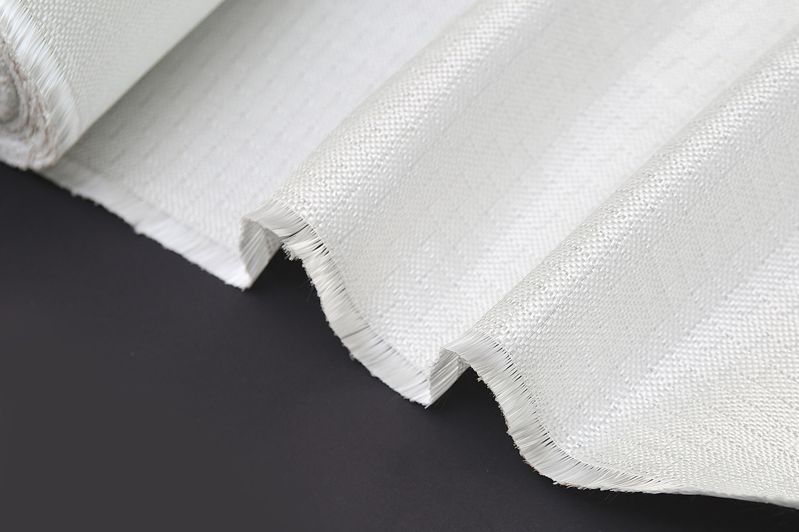 Style 1528 6.03 Oz / Sq E Fiberglass Cloth For Chopped Strand Mat